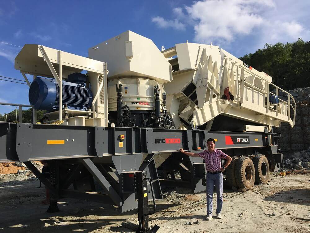 Trạm nghiền đá xây dựng di động đồng bộ của Mỹ tại Quảng Nam